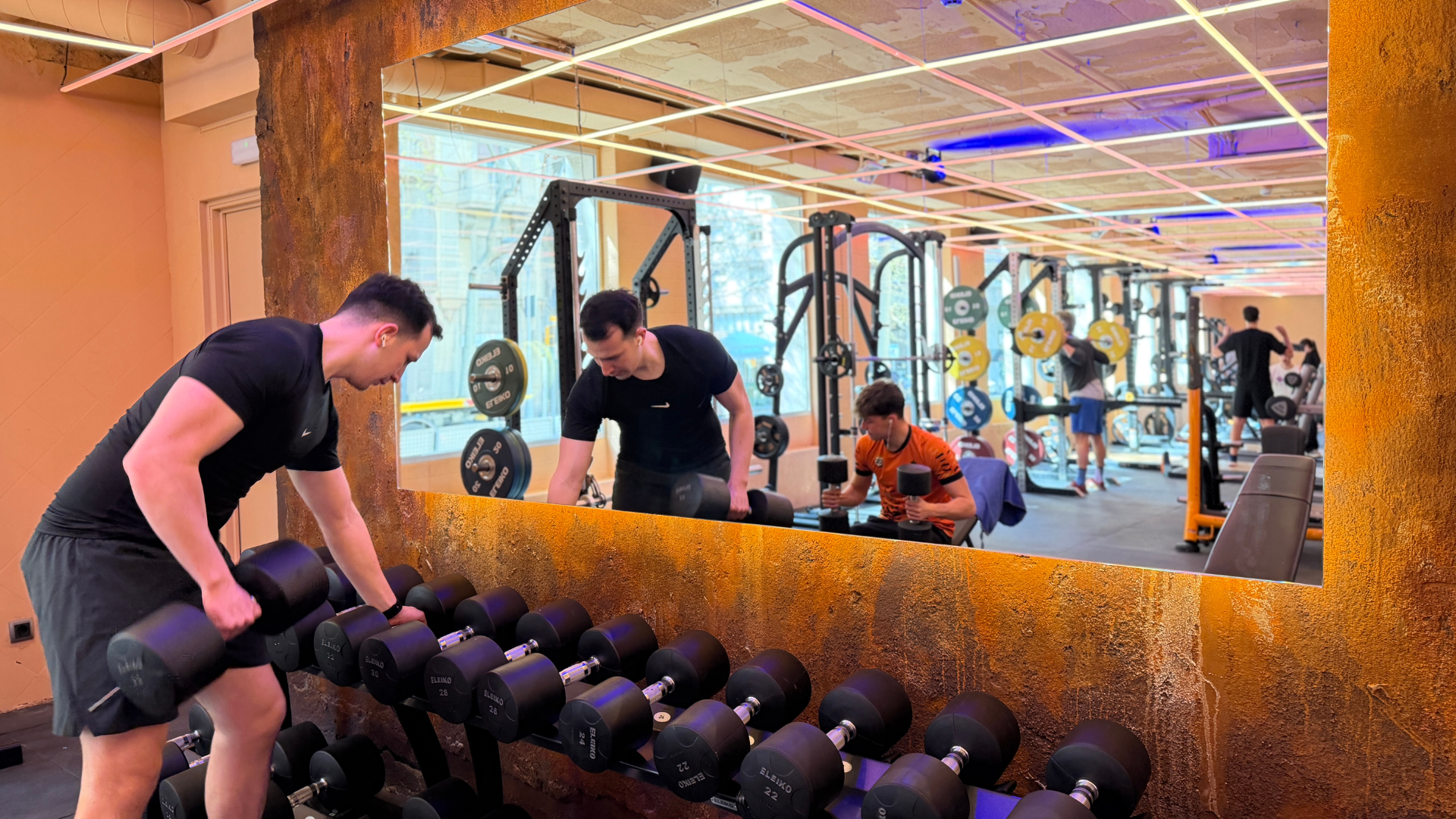 Gimnasio Claror Sagrada Família | Club de fitness familiar en el barrio ...
