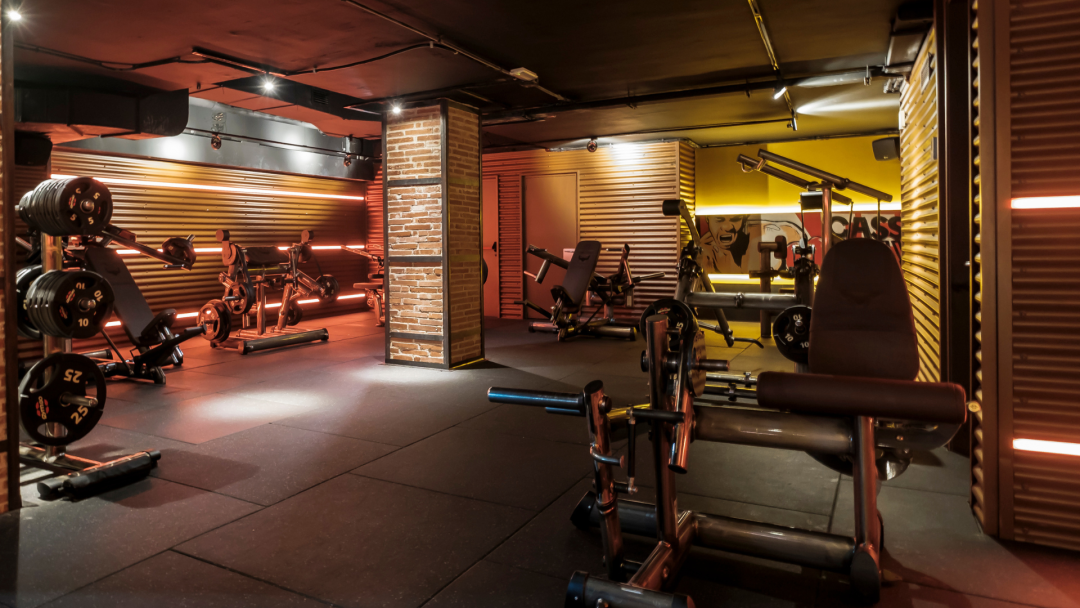 Gimnasio Claror Sardenya, tu club de fitness de la Sagrada Familia