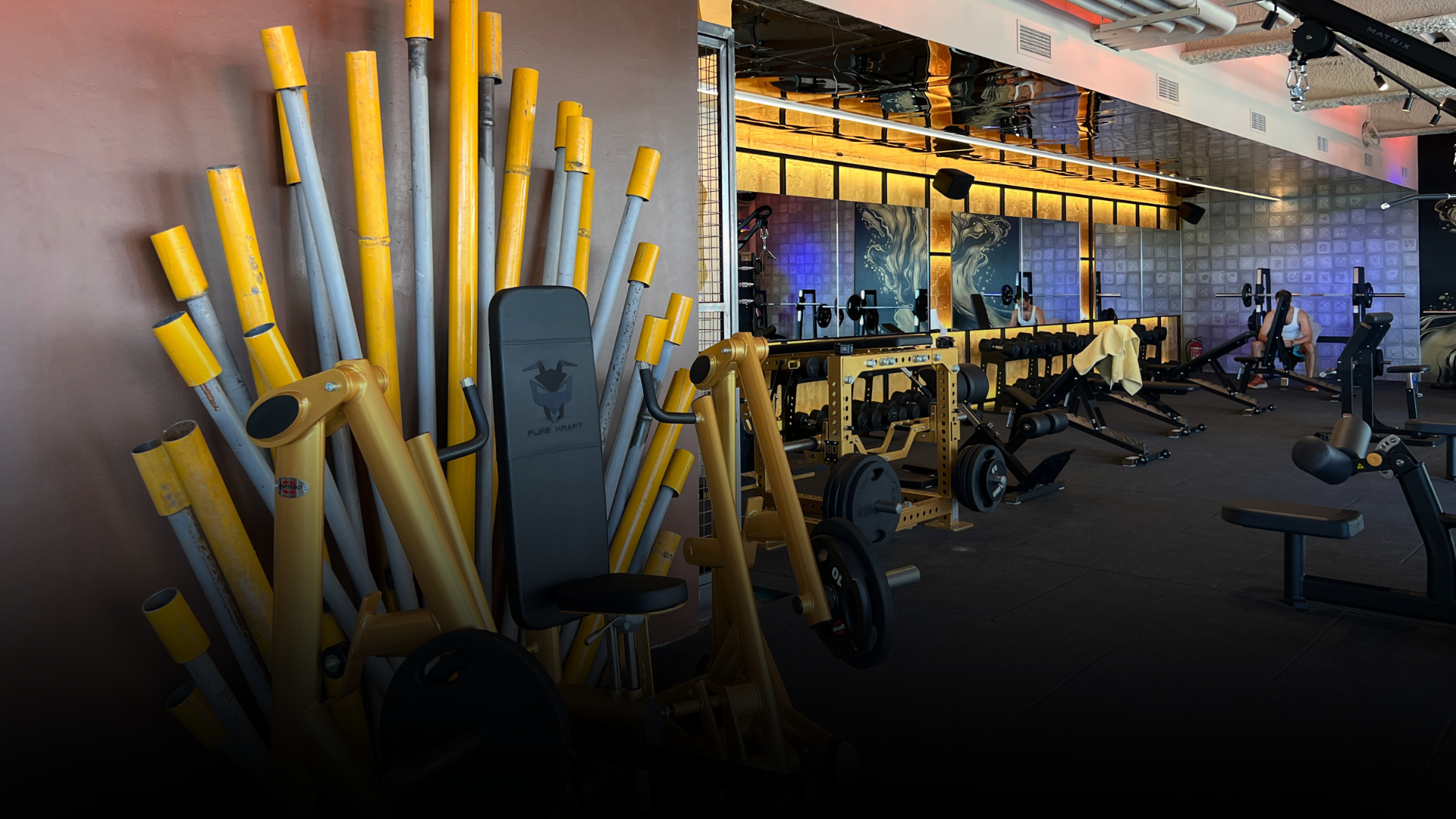 Gimnasos Clubs Claror | Clubs de fitness municipals de Barcelona